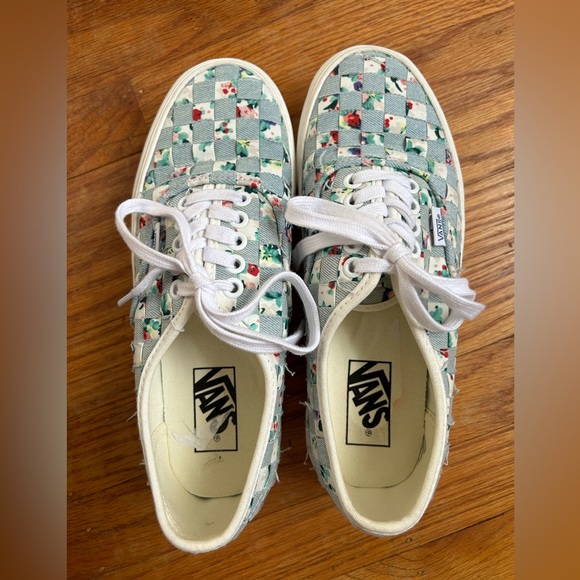 Vans | Shoes | Vans Stacked Woven Denim Floral White Platform Shoes ...